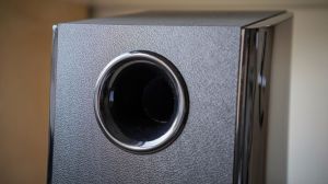 Edifier R2000DB Review – Back in Black – Everyday Listening